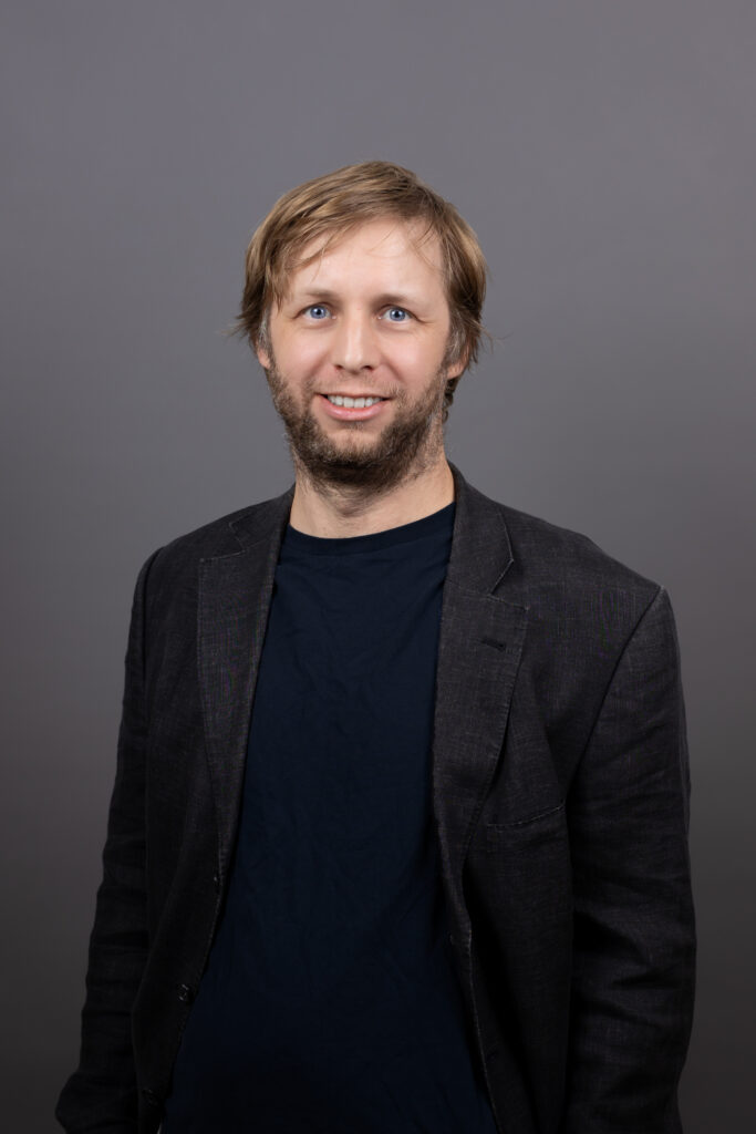 THOMAS ZEUME – Fakultät für Informatik – Ruhr-Universität Bochum